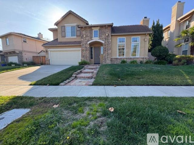 5 BR, 4 BA Apartment 37815 Fernwood Ct, Fremont, CA 94536