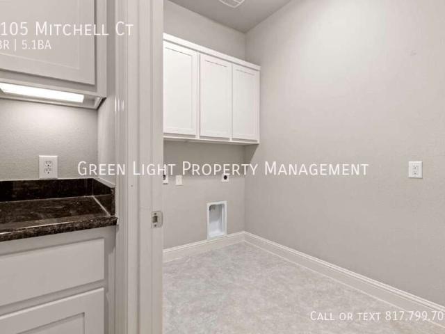 5 BR, 5.5 BA Apartment 7105 Mitchell Ct, Lantana, TX 76226
