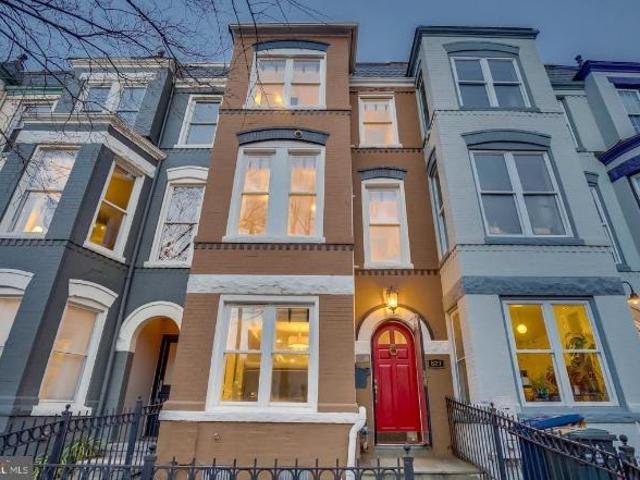5 Br, 5 bath, Townhouse/Brownstone/RowHouse 827 4th St NE
