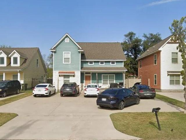 5 Br, 5 bath, Single Family 122 Waverly Dr