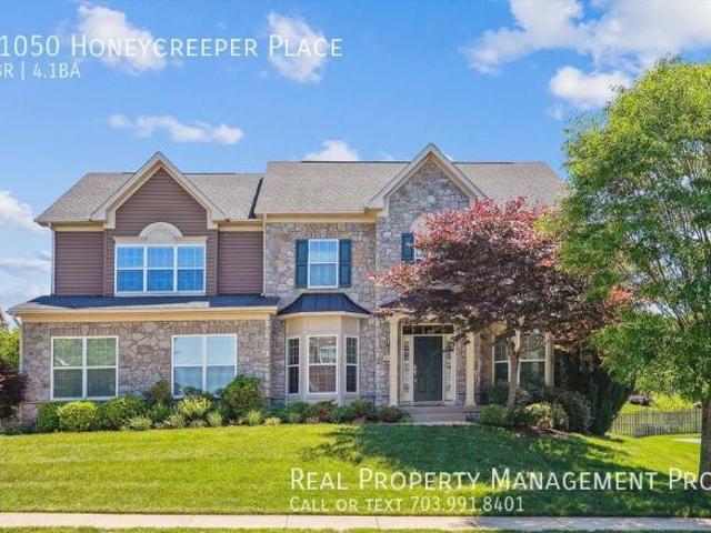 5 Br, 5 bath, Single Family 21050 Honeycreeper Place