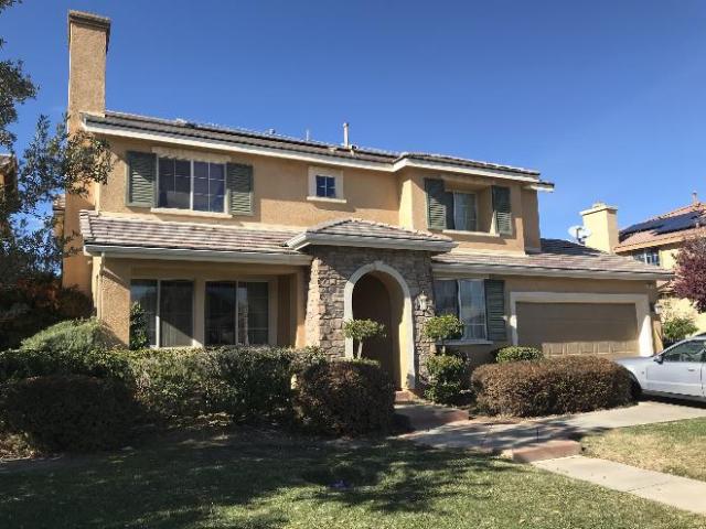 5 Br, 5 bath, Single Family 37113 Firethorn Ave