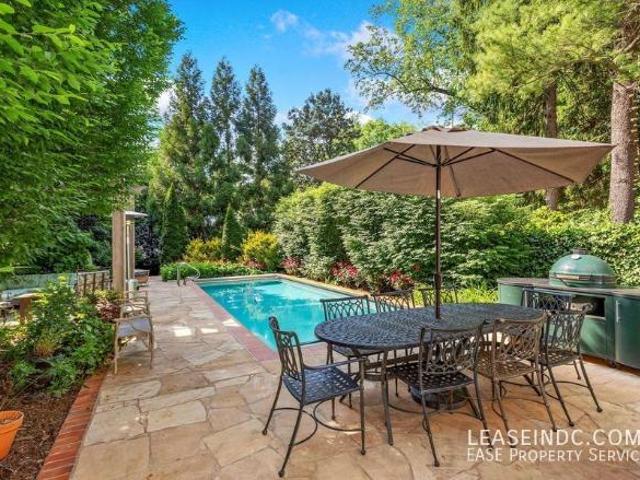 5 Br, 5 bath, Single Family 4927 Eskridge Terrace Nw