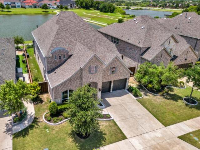 5 Br, 5 bath, Single Family 563 Bannerdale Blvd