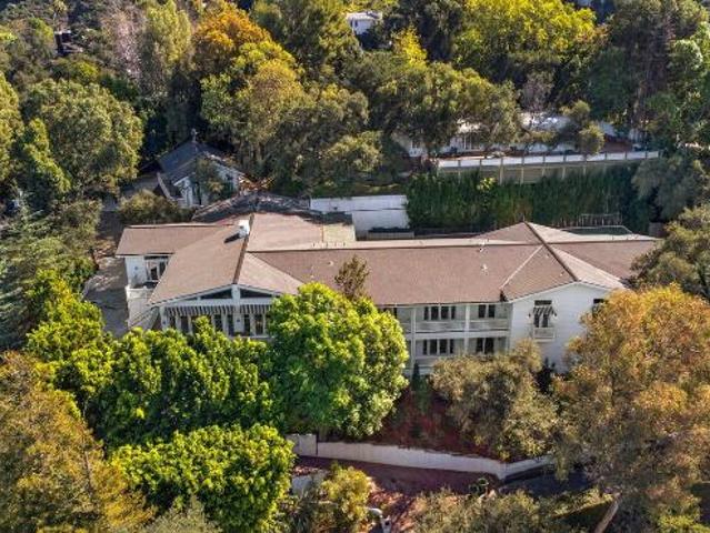 5 Br, 5 bath, Single Family 9669 Oak Pass Road