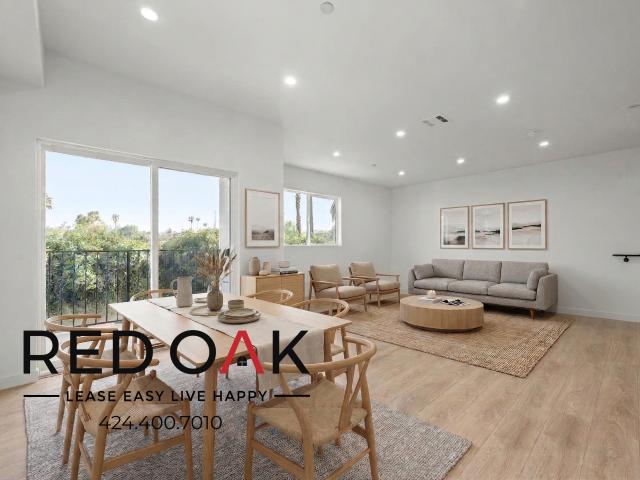 5 BR, 5 BA Apartment 415 North La Fayette Park Place, Los Angeles, CA 90026