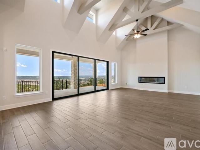 5 BR, 5 BA Apartment 6224 Sontag Dr, Austin, TX 78738