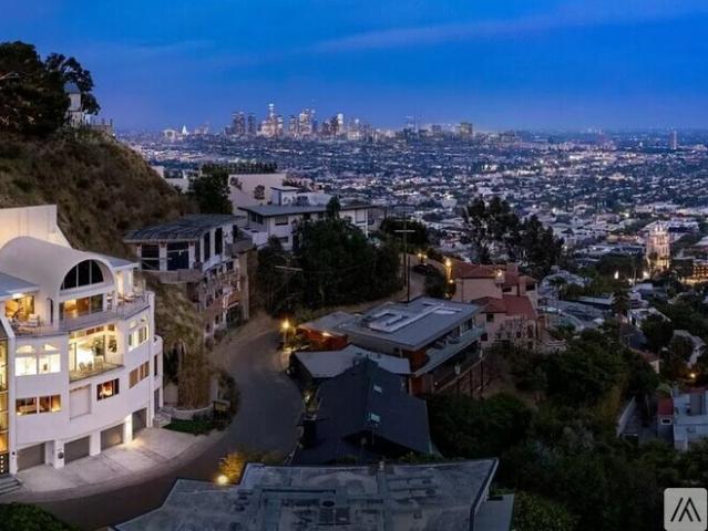 5 BR, 5 BA Apartment 8435 Franklin Ave, West Hollywood, CA 90069