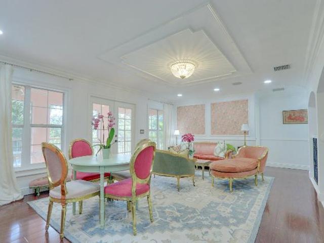5 Br, 6 bath, Single Family 16975 83rd Pl N