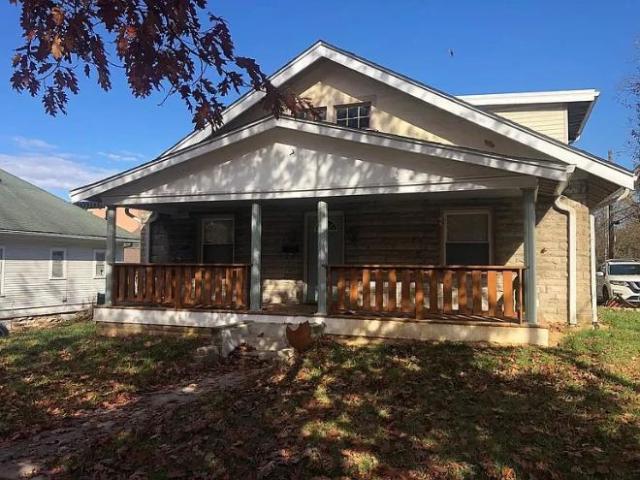 5 Br, 6 bath, Single Family 207 E 2nd St
