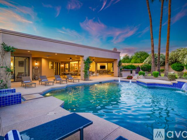 5 BR, 6 BA Apartment 10775 E Sunnyside Dr, Scottsdale, AZ 85259