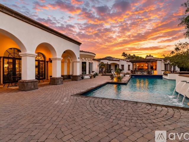 5 BR, 6 BA Apartment 6770 E Bluebird Ln, Paradise Valley, AZ 85253