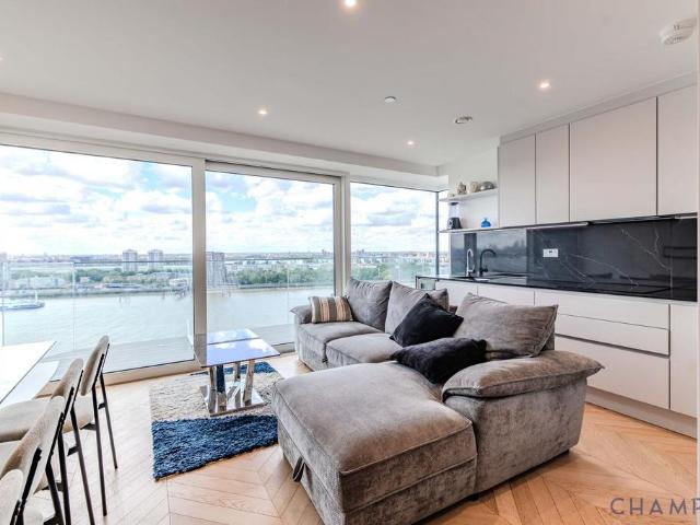 5 Brigadier Walk, SE18 2 bed flat to rent £2,799 pcm £646 pw