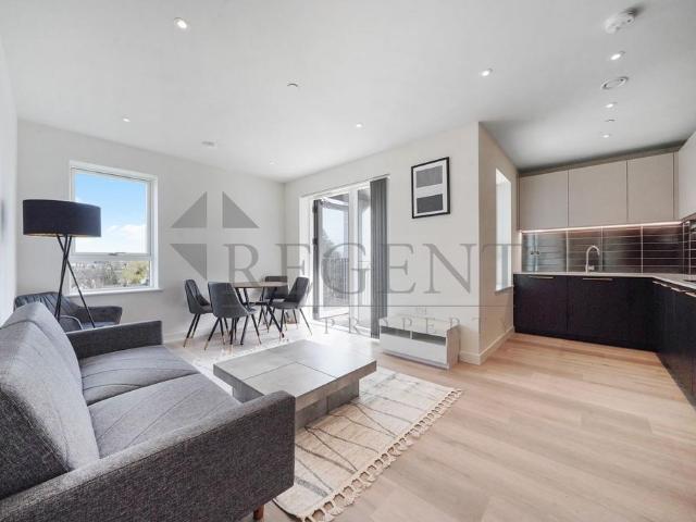 5 Brook Road, London N8 2 bed apartment to rent £2,500 pcm £577 pw