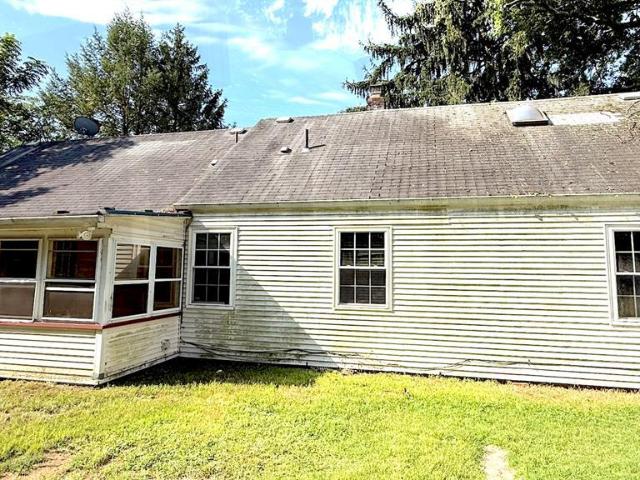 5 Brookside Avenue