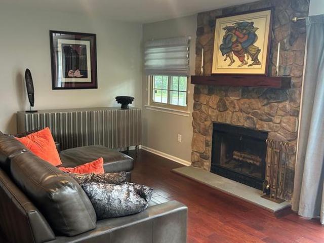 5 Brookside Court