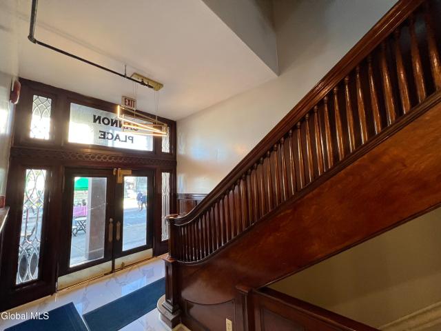 5 Broadway 301 #