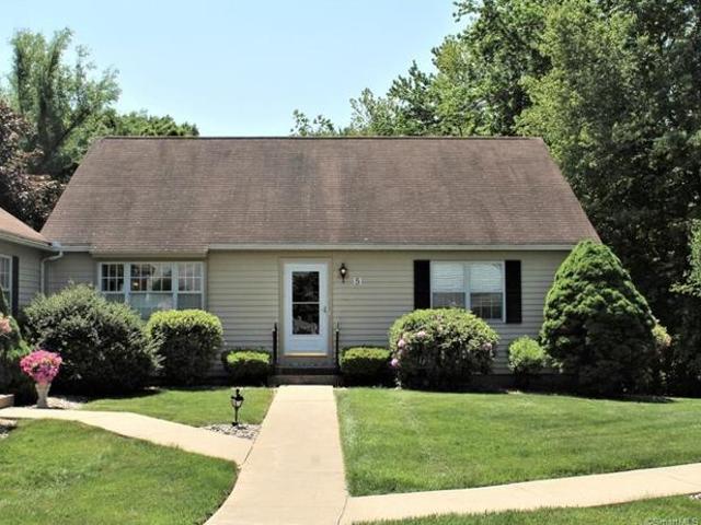 5 Curry Cross Ct, Suffield, CT 06078