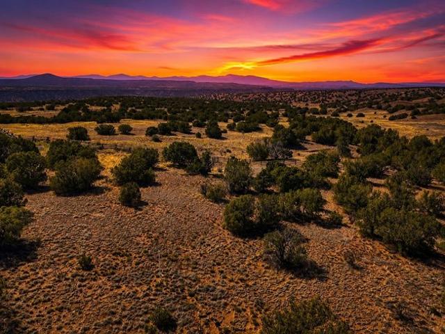 5 Campo Del Viento, Santa Fe, NM 87506