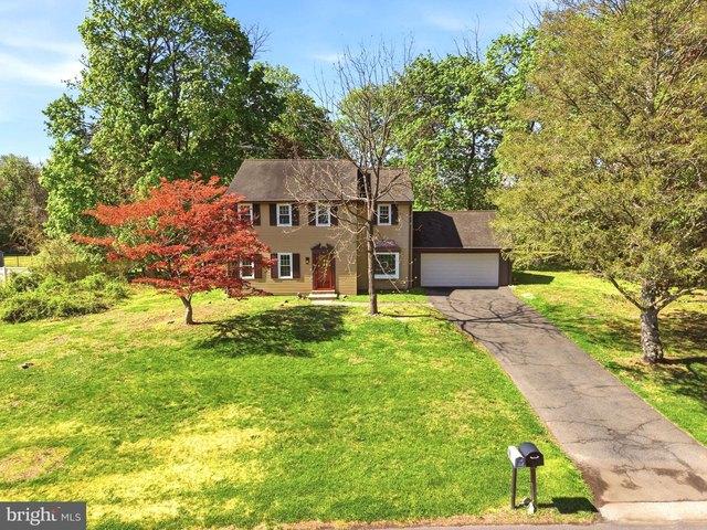 5 Canal Run E, Washington Crossing, PA 18977