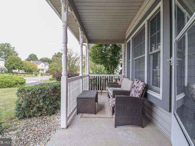 5 Canterbury Court