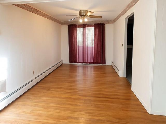 5 Cayuga Drive