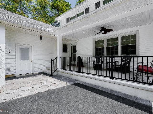 5 Cedar Falls Drive