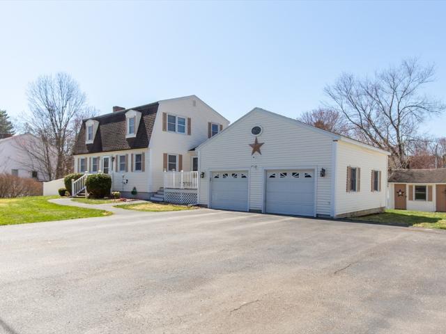 5 Cedar Grove Ave, Tyngsborough, MA 01879 | MLS #73500 | Compass