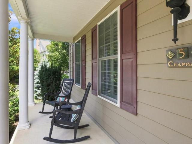 5 Chapman Avenue