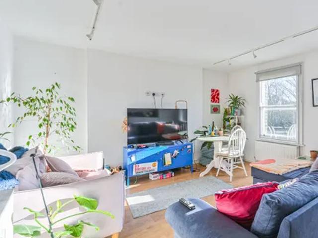 5 Charlton Road, Blackheath Royal Standard, Greenwich, SE3 7HB, United Kingdom | 3 bed apartment for rent #166579409 | Rentberry