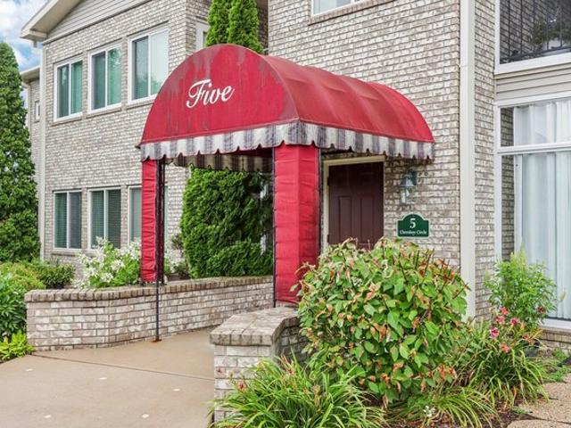 5 Cherokee Cir Unit 204, Madison, WI 53704