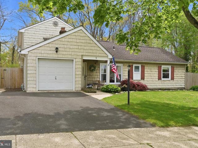 5 Chestnut Way Circle