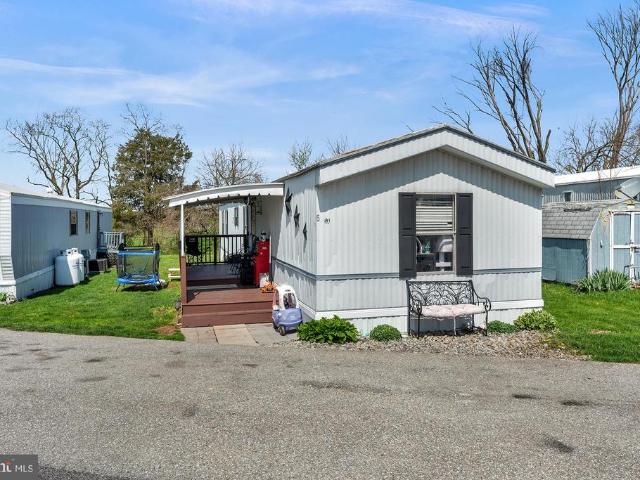 5 Chesapeake Drive
