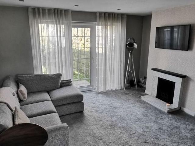 5 Chippendale Court, Belfast BT10 0DU