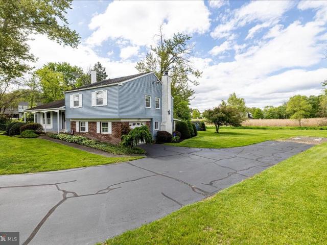 5 Clover Lane