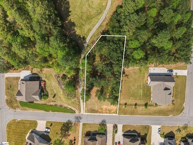 5 Club Cart Rd, Travelers Rest, SC 29690