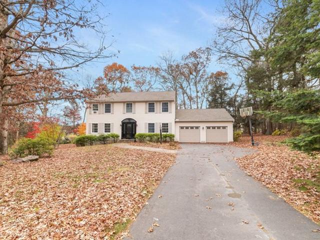 5 Cranberry Ln, Ellington, CT 06029