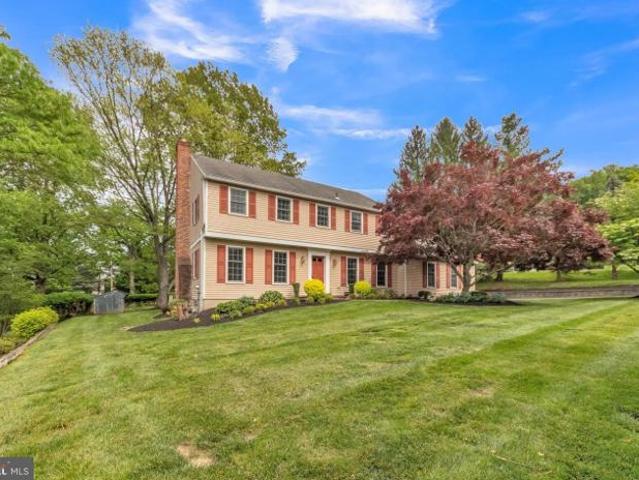 5 Cross Gate Rd, Wayne, PA 19087