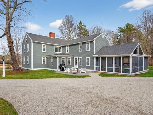 5 Durrells Bridge Rd, Kennebunk, ME 04043