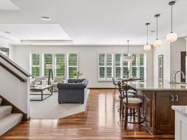 5 Deerwood Lane N