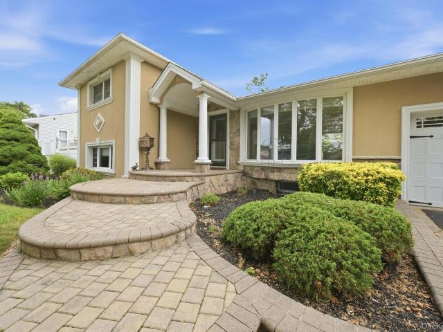 5 Delaware Avenue