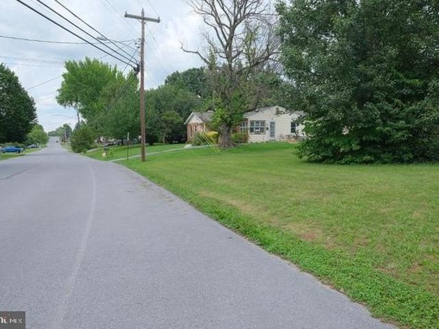 5 Della Ln, Boonsboro, MD 21713