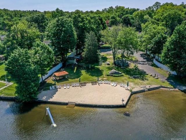 5 Eustis Ave, Danbury, CT 06811