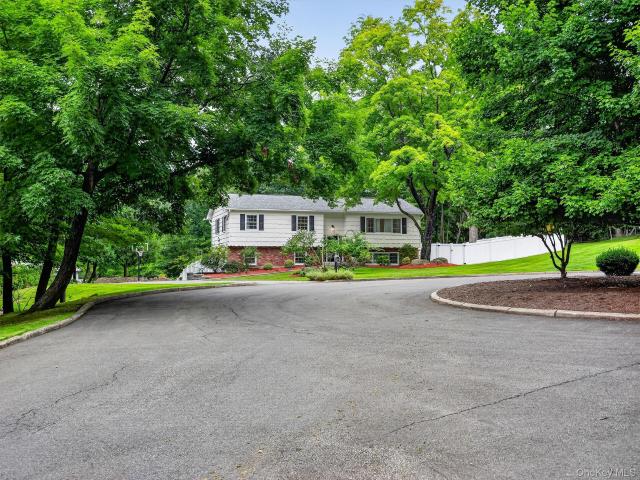5 Evan Drive