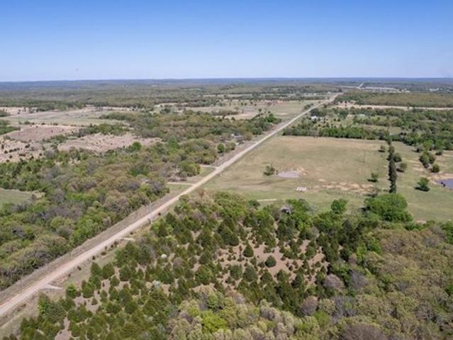 5 E 1180 Rd, Okemah, OK 74859