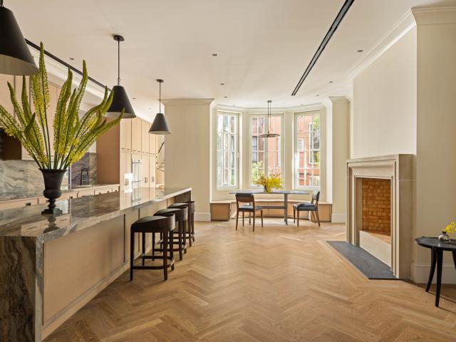 5 E 63RD Street