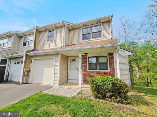 5 E Ridge Mews, Newtown, PA 18940 | MLS #PABU2119 | Compass