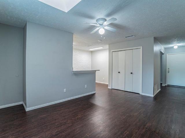 5 E Townhouse Lane