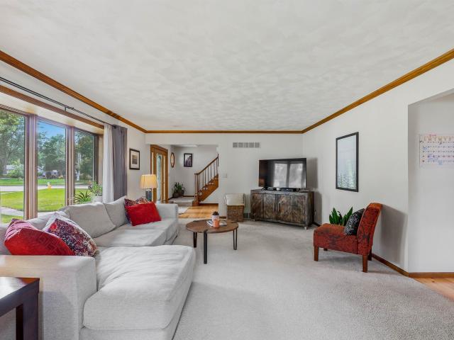 5 eastbrook lane