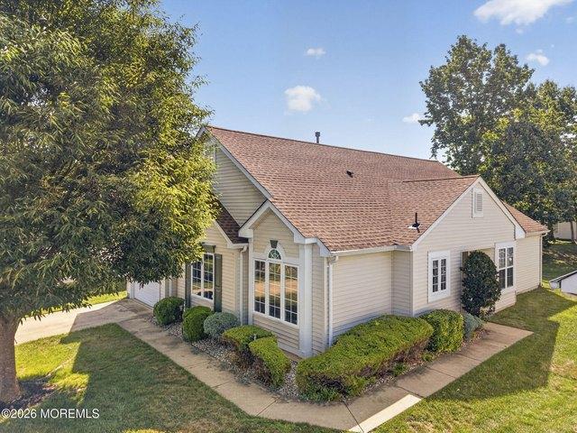 5 Eaton Ct, Jackson, NJ 08527